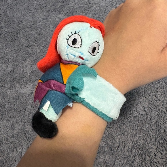 Disney | Toys | Nwot Sally From The Nightmare Before Christmas Creepy ...